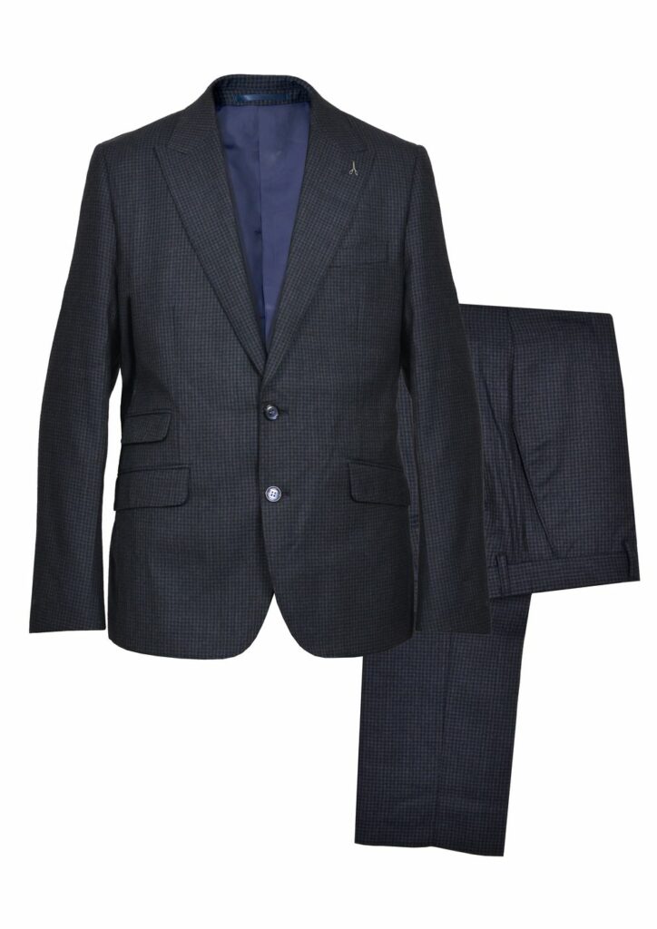 Suits – Douglas Hayward